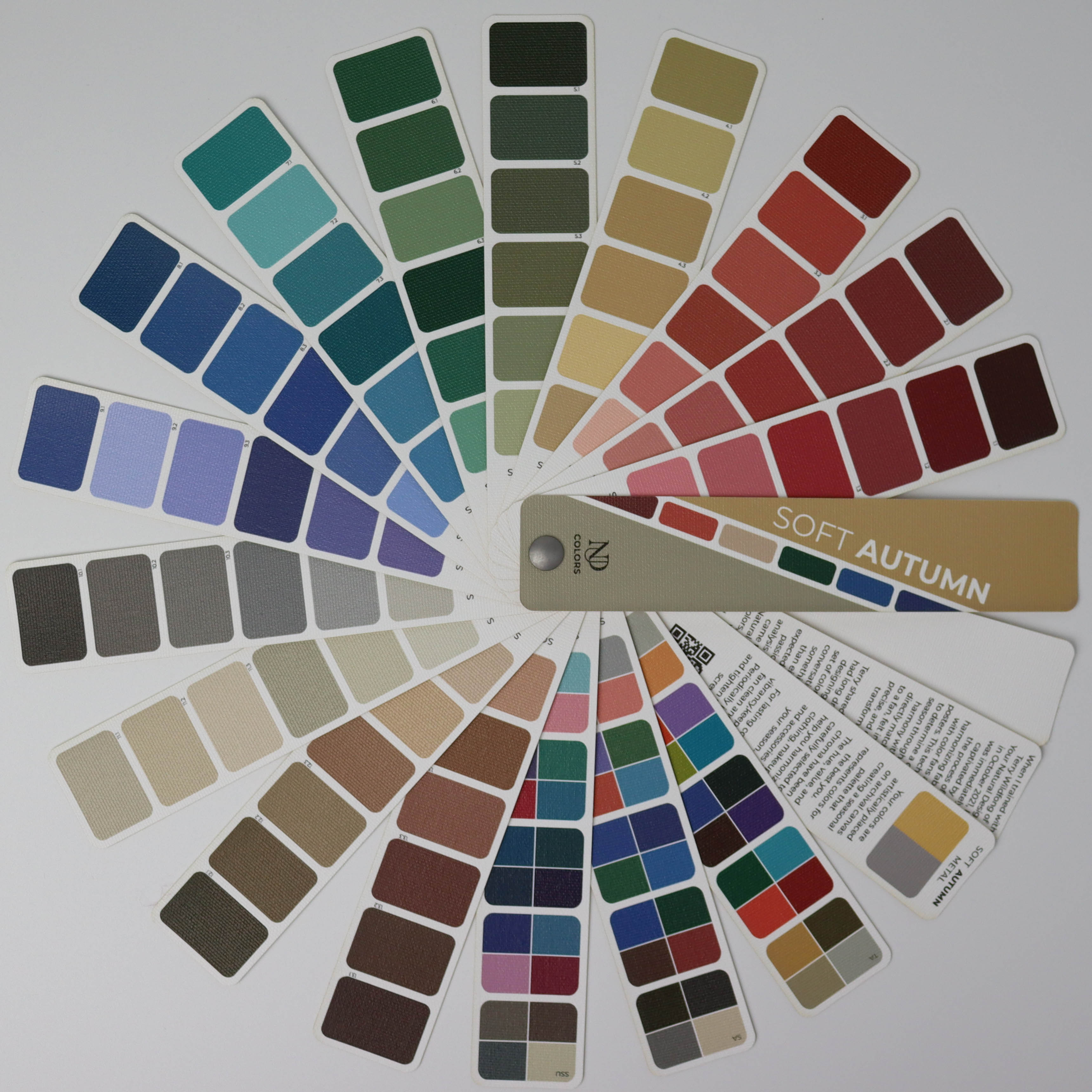 Soft Autumn Large Fan – NDU Colors